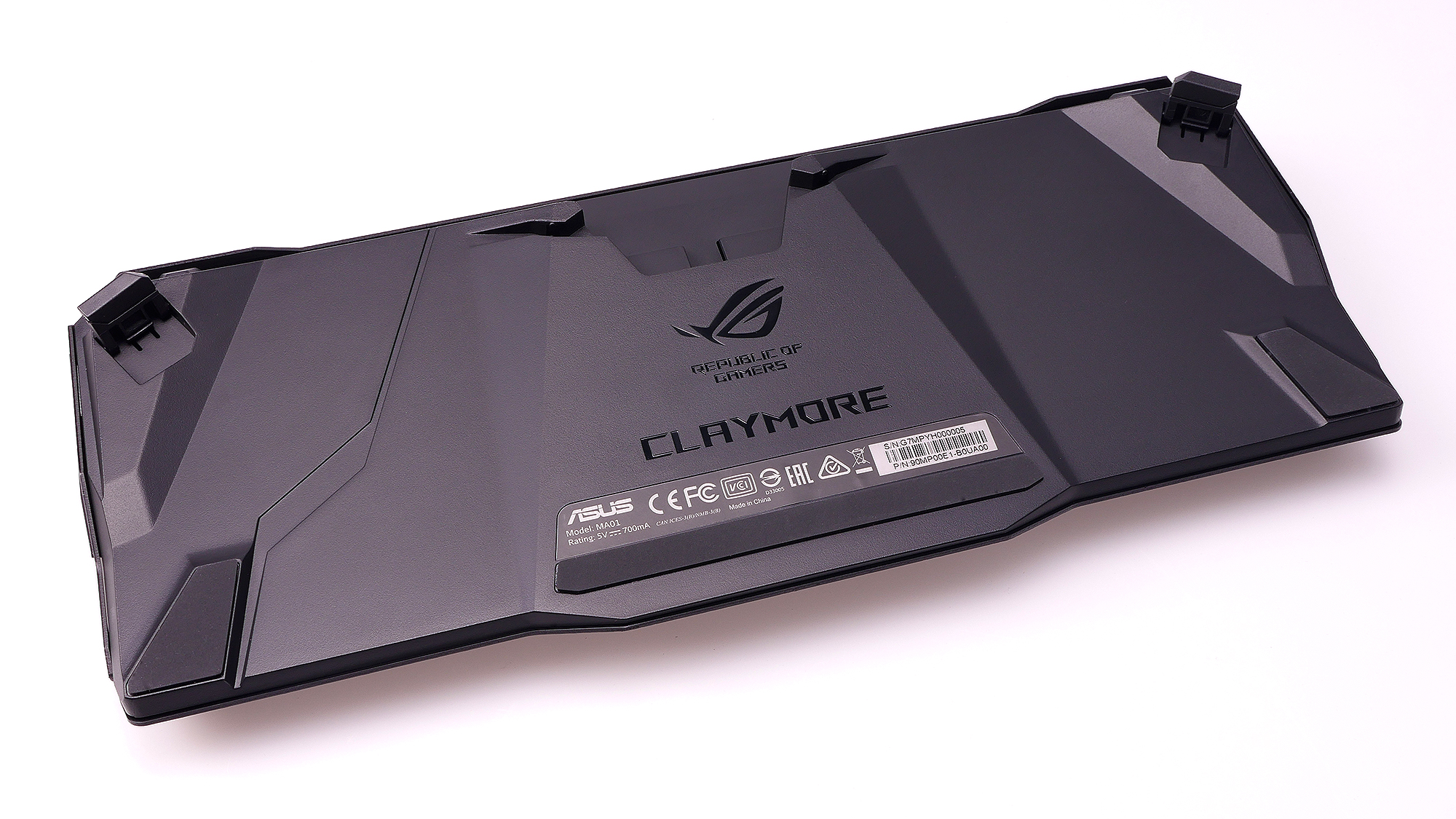 Unboxing: ROG Claymore